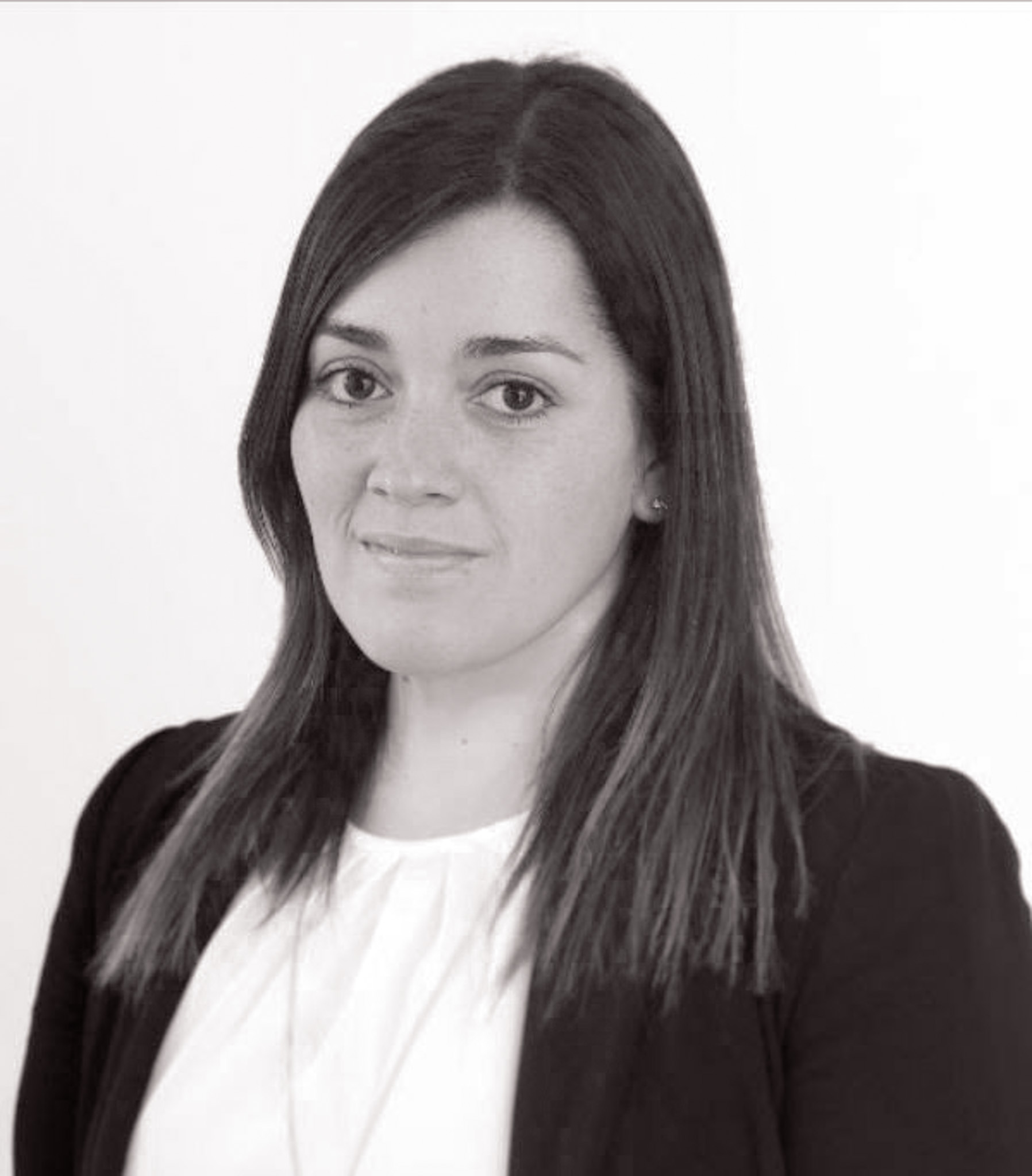 Fernanda Sarratea - Posgrados y Educación Continua UDP